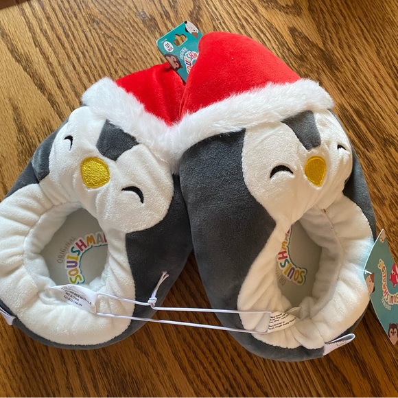 Squishmallows | Shoes | Squishmallow Kids Slippers Kellytoy Penguin ...